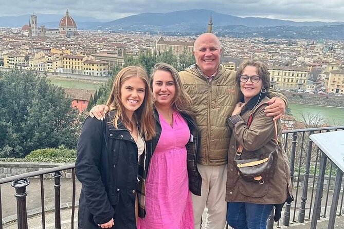 Florence & Pisa Tour by van from Lucca or Livorno port - FAQ