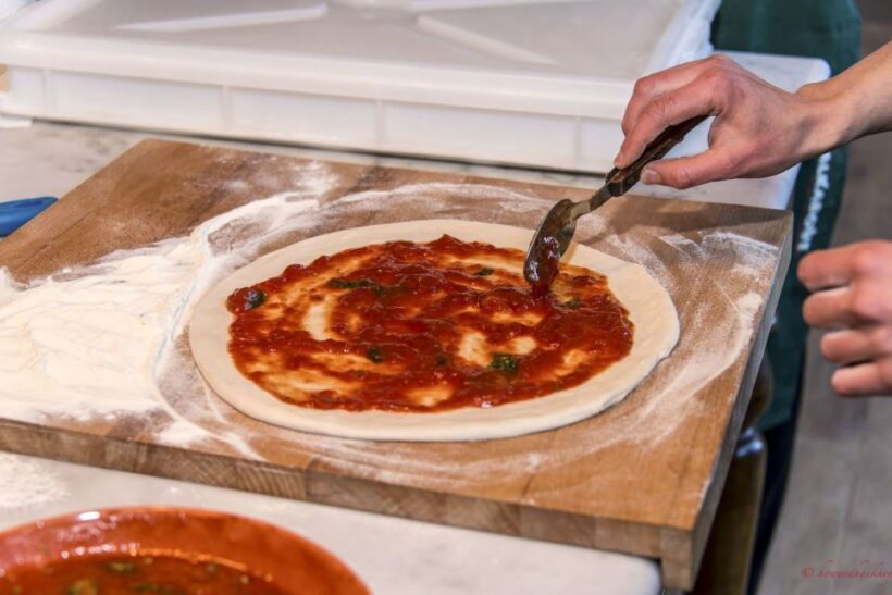 Florence: Pizza and Gelato Class at a Tuscan Farmhouse - A Deep Dive into the Experience