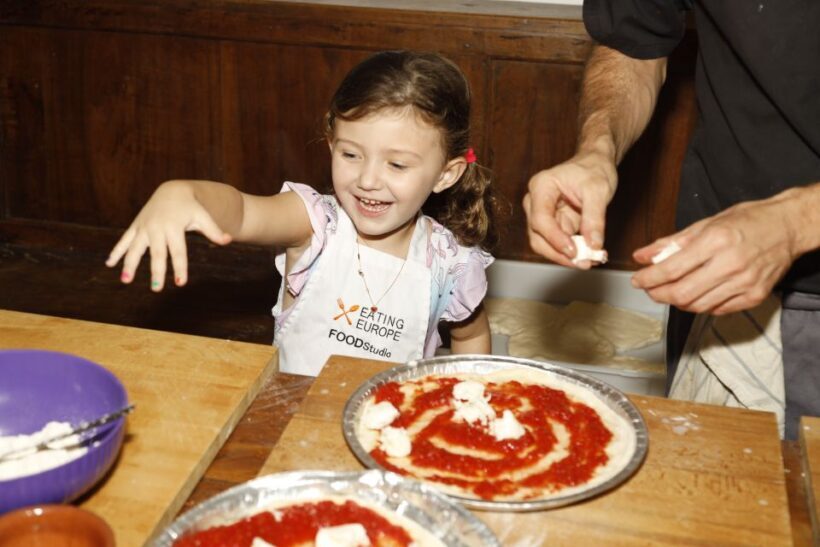 Florence: Pizza and Gelato Cooking Class - Key Points