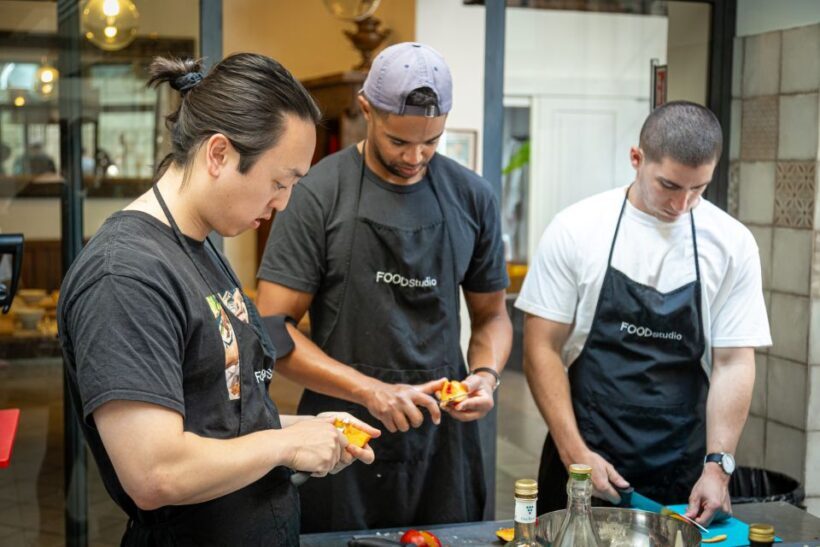 Florence: Pizza and Gelato Cooking Class - Why This Class Works Well