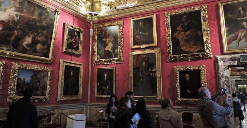 Florence: Raphael's 500th Anniversary Experience - Key Points