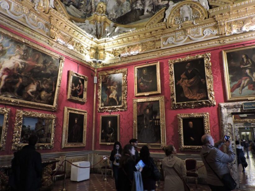 Florence: Raphael's 500th Anniversary Experience - FAQs