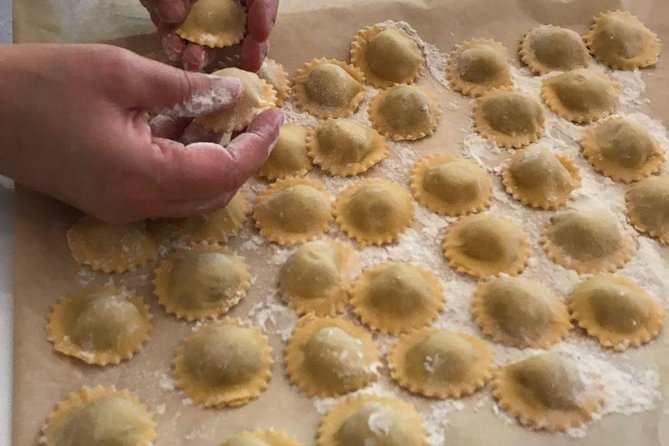 Florence Small-Group Pasta Class with Seasonal Ingredients - FAQ