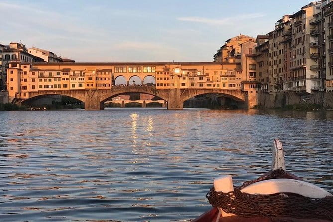 Florence sunset boat cruise with aperitivo - An In-Depth Look at the Florence Sunset Boat Cruise with Aperitivo