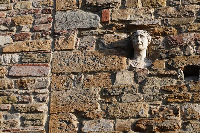 Florence Tour of the Historic Center. Stories, Legends and Gossip - Meeting and End Points