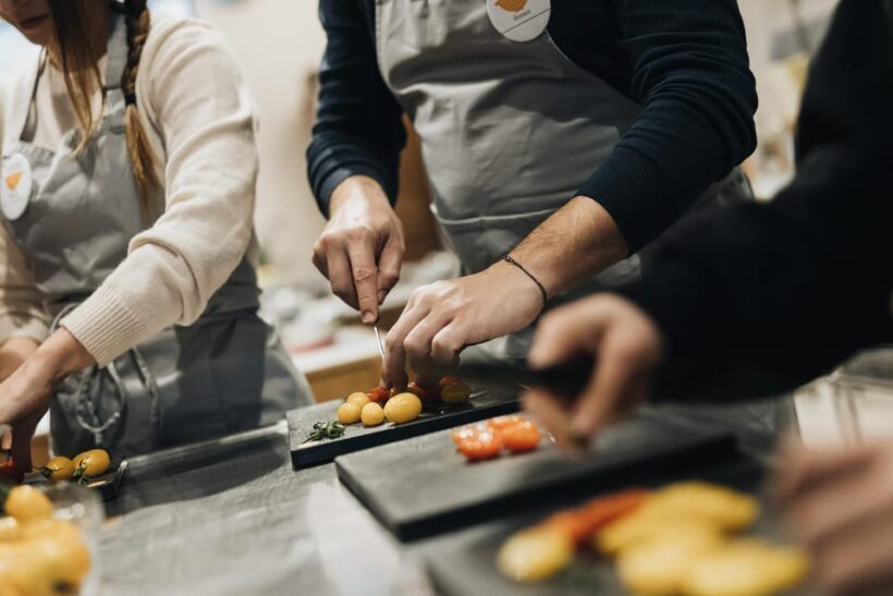Florence: Tuscan Cooking Class with Lunch or Dinner - Key Points