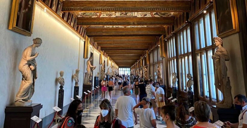 Florence: Uffizi Gallery Priority Ticket & Small-Group Tour - A Close Look at the Uffizi Guided Tour