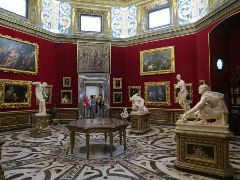 Florence: Uffizi Gallery Private Treasure Hunt for Families - Who Should Consider This Tour?
