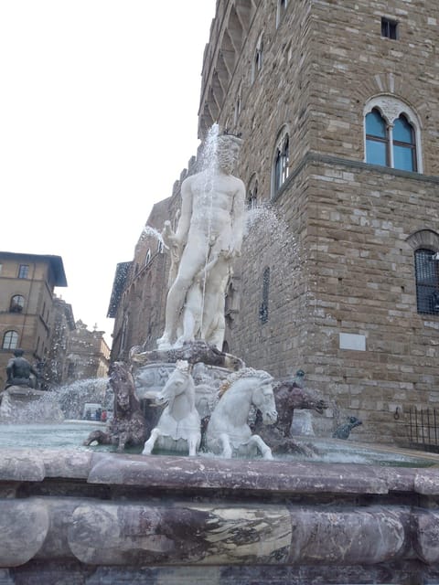 Florence Unveiled: The Rivalry of Leonardo and Michelangelo - Who Should Consider This Tour?