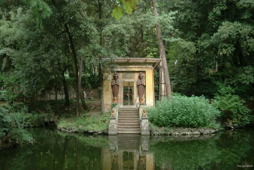 Florence: Visit to Frederick Stibbert's Villa and Park - FAQ