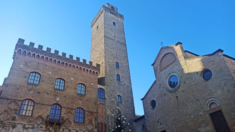 Florence: Volterra & San Gimignano Wine Tour with Lunch - Key Points