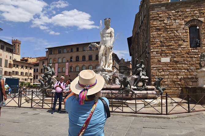 Florence Walking Tour of the City Must-See Attractions & Sites with Local Guide - Key Points