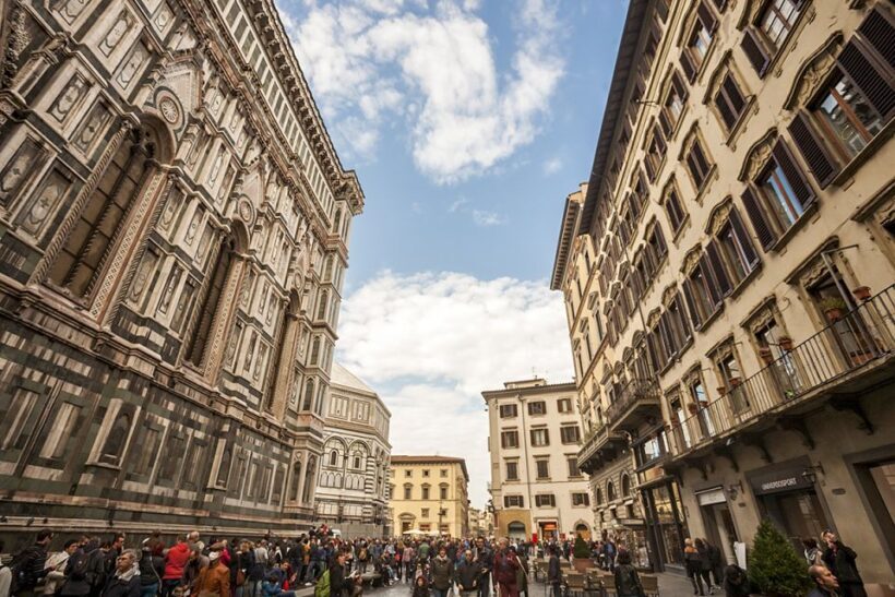Florence: Walking Tour with Skip-the-Line Accademia Gallery - The Experience & How It Feels