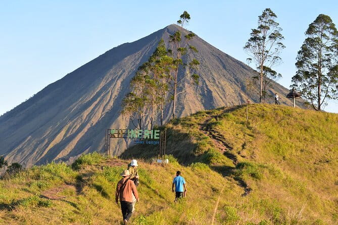 Flores Adventure Tour - Introducing the Flores Adventure Tour