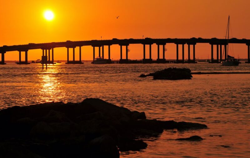 Florida: Emerald Coast Sunset & Dolphin Cruise with Guide - An Overview of the Experience