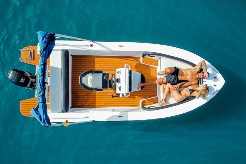 Flow into the ocean without license and discover Adeje - Introduction: An Unconventional Sailing Adventure