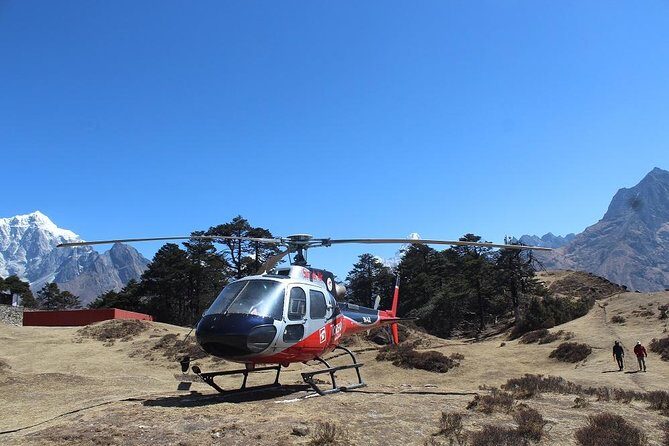 Fly Over the World's Highest Peak: An Unforgettable Everest Helicopter Tour - A Closer Look at the Everest Helicopter Tour