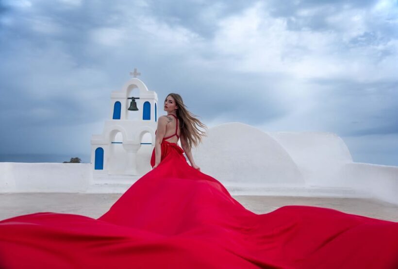 Flying Dress Photography in Oia, Santorini - The Practical Side: Timing, Group Size, and Tips