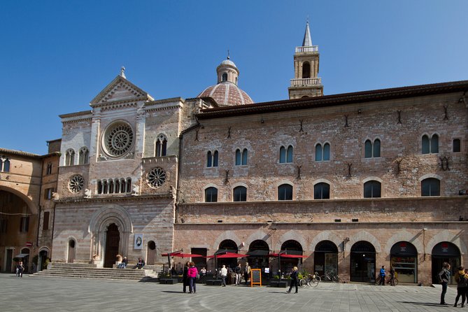 Foligno and the frescoes of Palazzo Trinci, a masterpiece of the Middle Ages Private Tour - Authentic Insights from Reviews