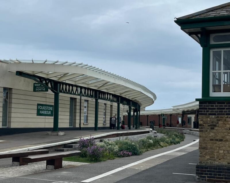 Folkestone: Private 2hr Walking Tour with a Blue Badge Guide - Key Points