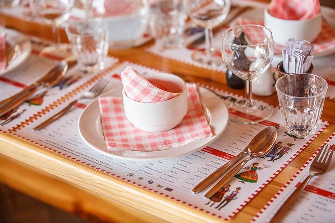 Folklore Evening With Music and Dinner - Audience Engagement and Participation