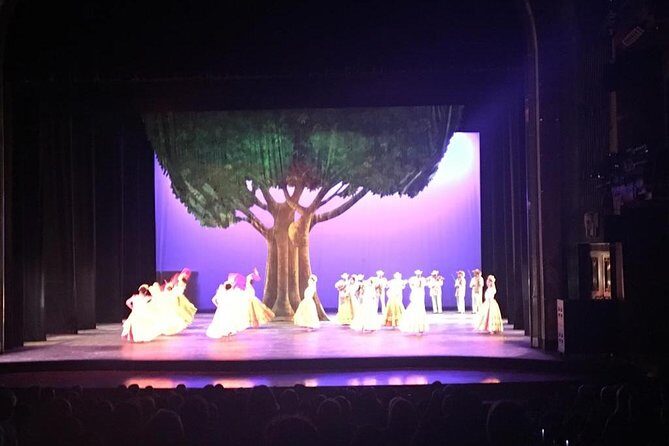 Folkloric Ballet in Mexico City - Who Will Love This Tour?