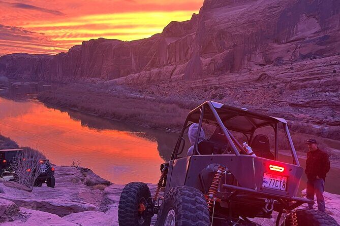 Follow Along and Ride Along Off Road Jeep Tours in Moab Utah - Why This Tour Might Be Perfect for You