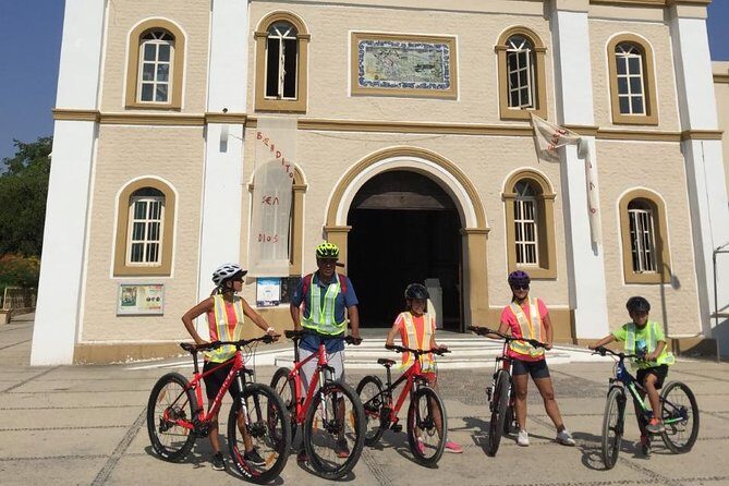 Following the bike lane, discover the main attractions of San José del Cabo - An Insiders Look at the Bike Tour of San José del Cabo