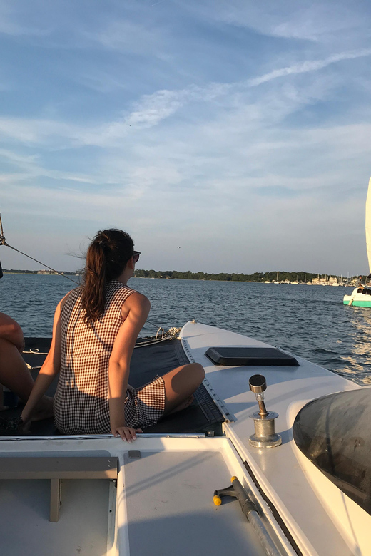 Folly Beach: Private Daytime or Sunset Sail, cooler provided - Key Points