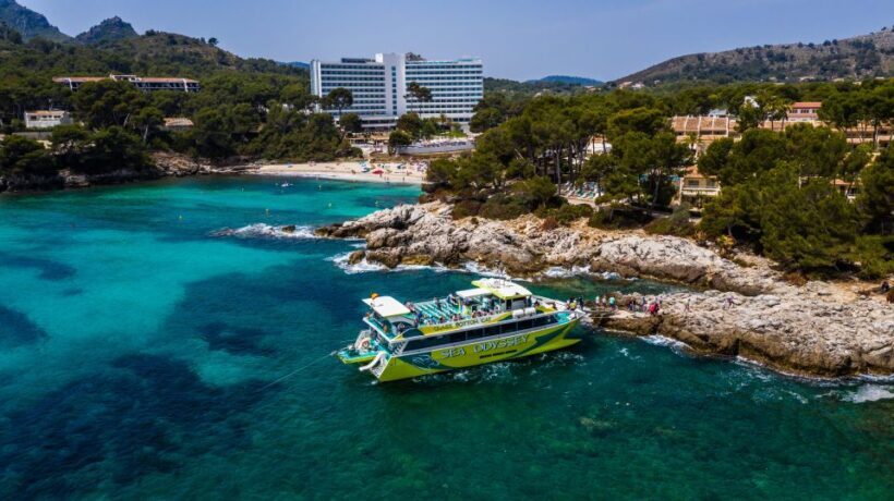 Font de Sa Cala: East Coast Glass-Bottomed Catamaran Tour - Introduction