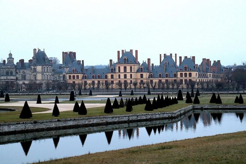 Fontainebleau Castle Private guided tour from Paris - Is It Worth the Price?