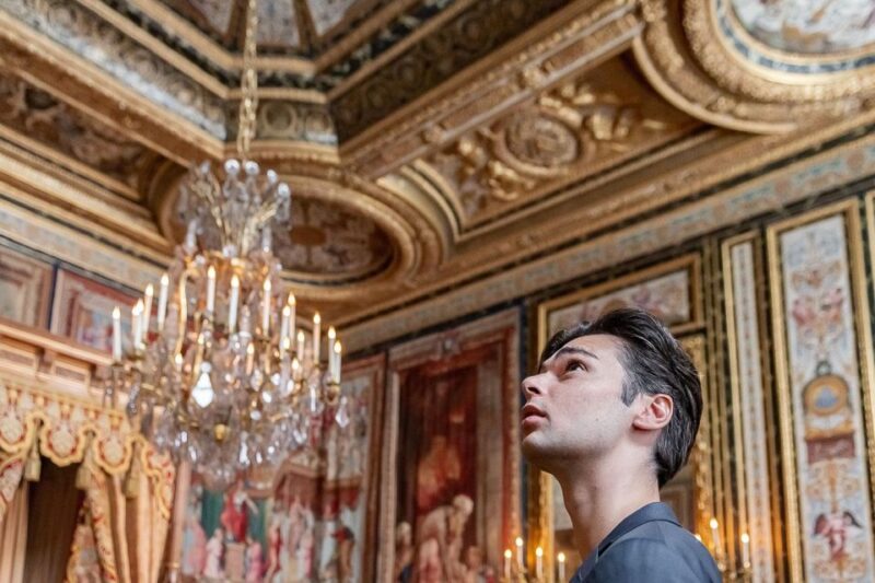 Fontainebleau & Vaux-le-Vicomte Châteaux Day Tour from Paris - Frequently Asked Questions