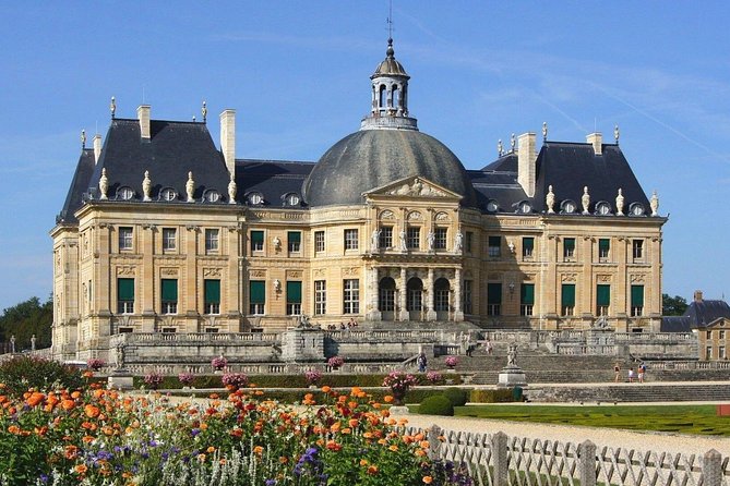 Fontainebleau & Vaux-le-Vicomte Trip with Local Guide & Private Transportation - Fontainebleau: Napoleon’s Last Royal Residence