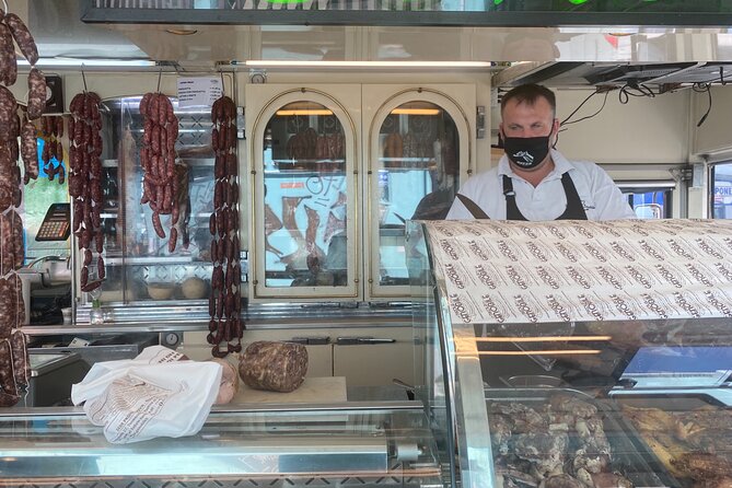 Food and wine tour of Pescara Vecchia on foot - FAQ