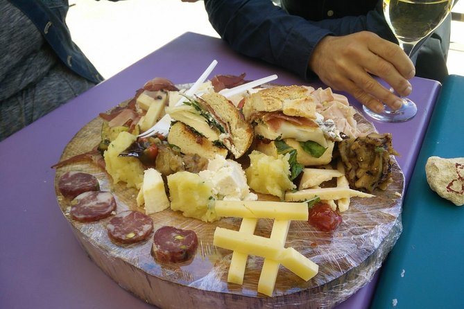 Food + City Tour Tour in Ortigia With an Authorized Guide - Tips for an Enjoyable Tour