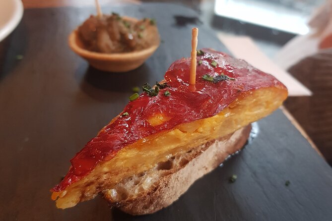 Food & Drink Walking Tours in London. Discover the East End of London. - Sample Menu