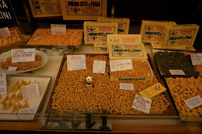 Food Markets Tour With a Local! - Participant Experiences and Feedback