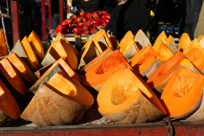 Food Tasting at Locals Favorite Farmers Market in Belgrade - Exploring Belgrade’s Neighborhoods: Vračar