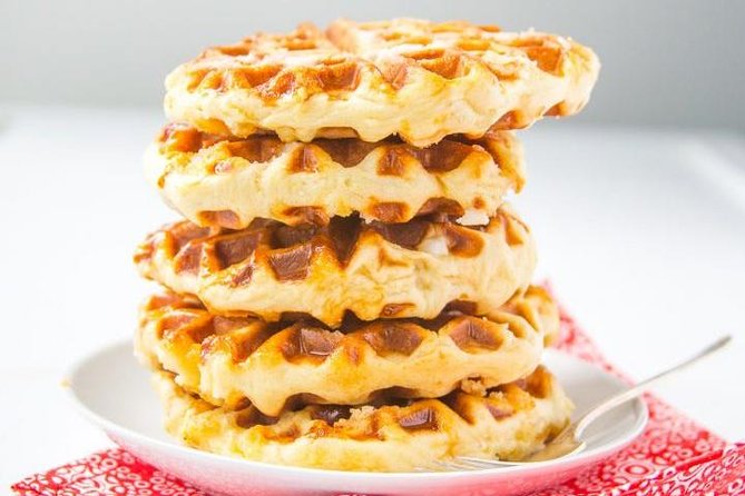 Food Tasting & Historical Walk - Historical Insights