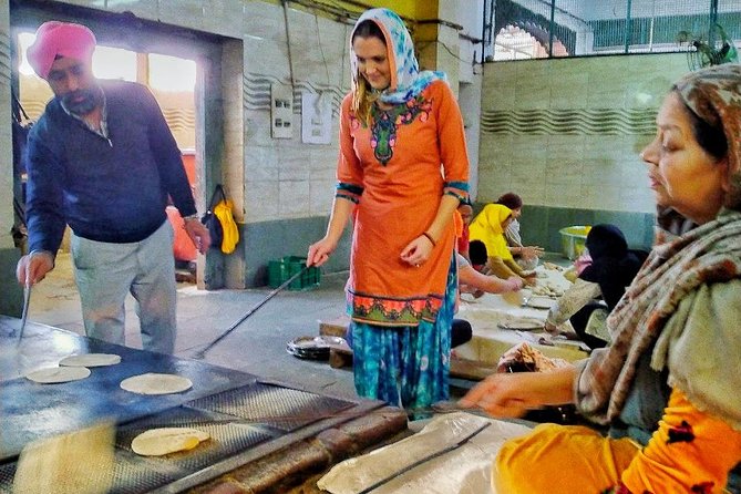 Food-Temples-Spice Market- Heritage & Cultural Walk in Old Delhi - Unique Experiences and Photo Opportunities