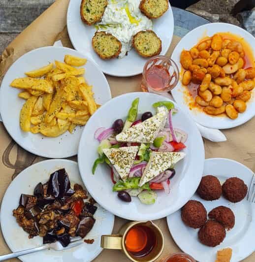 Food Tour evenings and Sundays - Knowledgeable Guides