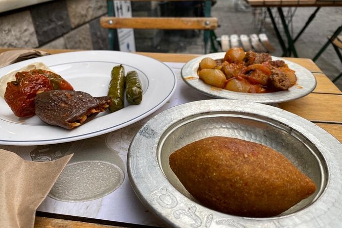 Food Tour in Istanbul With Local Guide - Main: Mezes, Kebaps, and Home-Cooked Meals