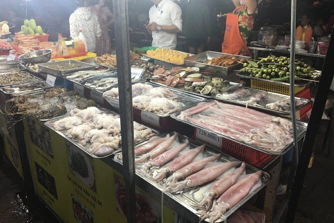 FOOD TOUR OF CENTRAL VIETNAM 5 Day 4 NIGHTS - An In-Depth Look at the 5-Day Central Vietnam Food Tour