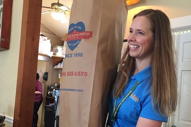 Food Tour of New Orleans Garden District Group of 9 or Less - Guide Expertise and Traveler Feedback