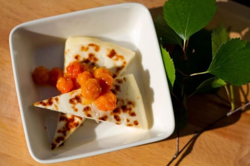 FOOD Tour with Rooftop Bar Visit in Helsinki - Is It Worth the Price?