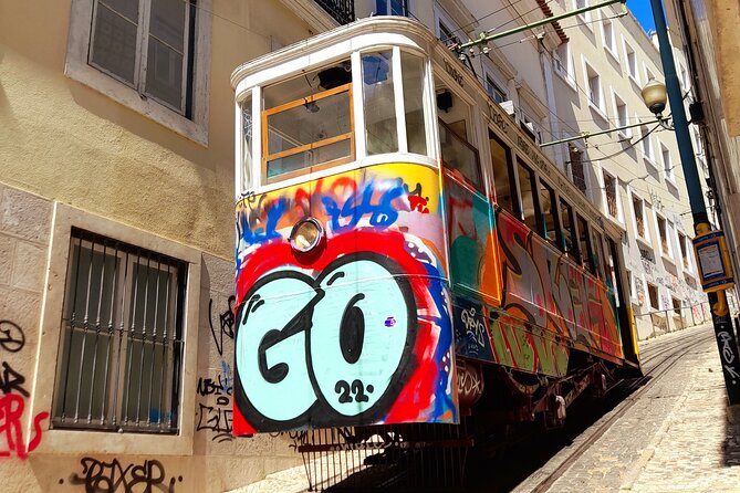 Food & Walking Tour (Vegan Tour Available) - Meeting and Pickup