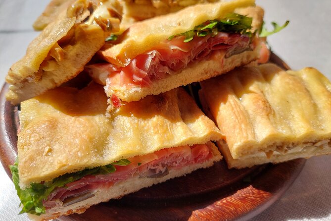 Foodie Full Lunch Tour Experience with a Local Sommelier in Pisa - What Reviewers Love