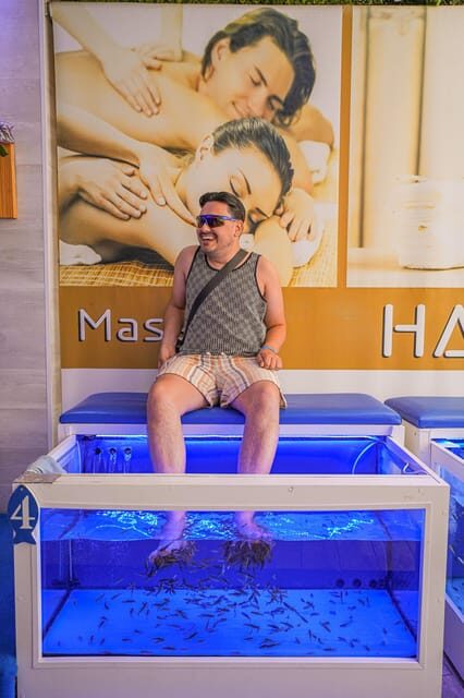 Foot care experience Playa Fañabé - The Fish Spa: Natural Exfoliation with Tiny Fish