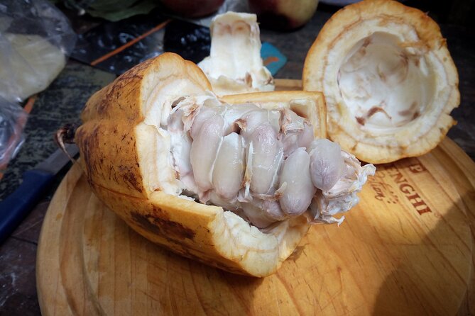 For the Curious Palate: 17+ Exotic Fruits to Try at Rio's Market - Highlights and Traveler Feedback