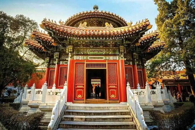 Forbidden City Entrance Ticket with Optional Guided Service - Who Should Consider This Tour?